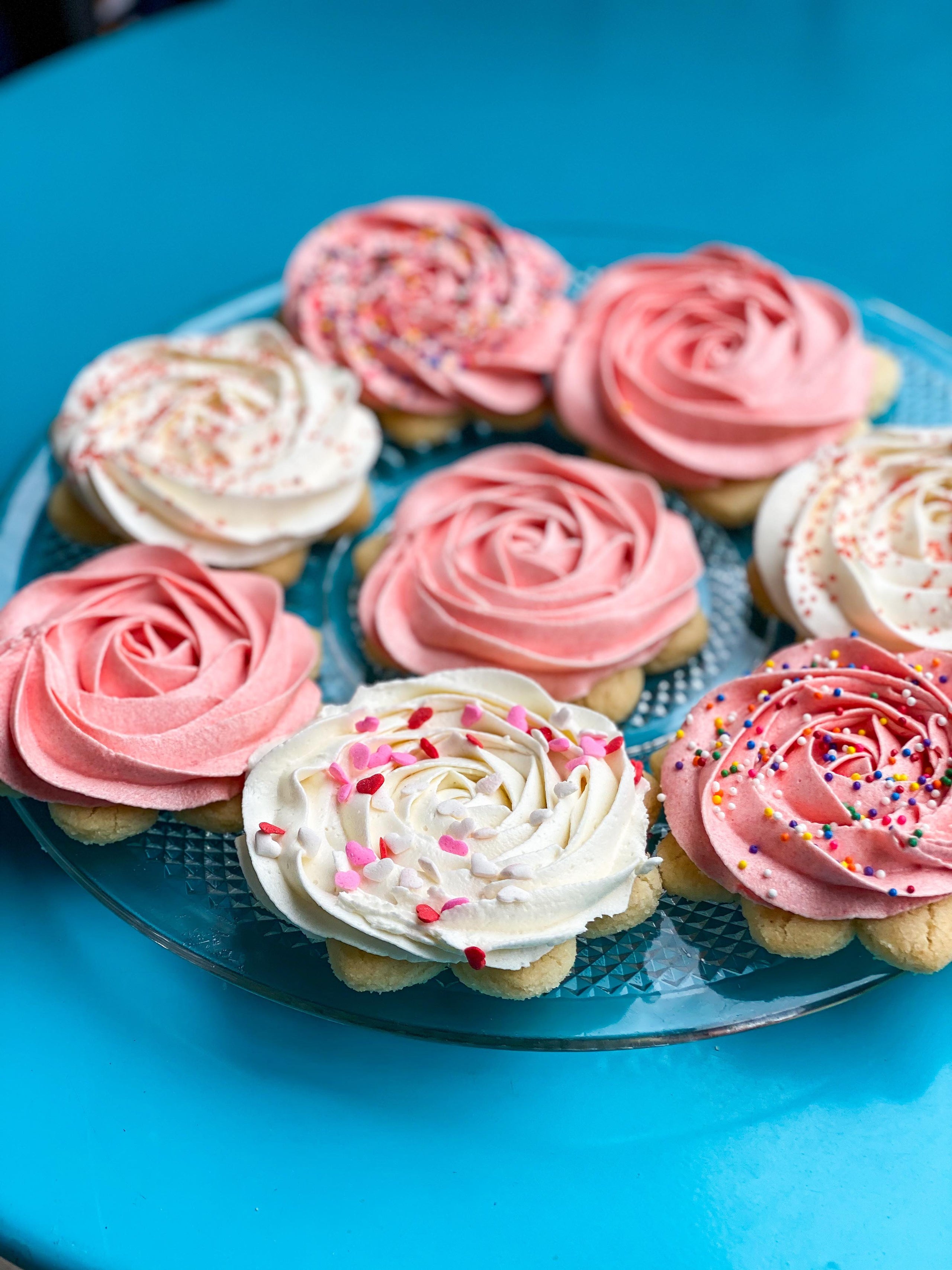 Half-Dozen Rose Bouquet Sugar Cookies | Almond Butterfly Online Store